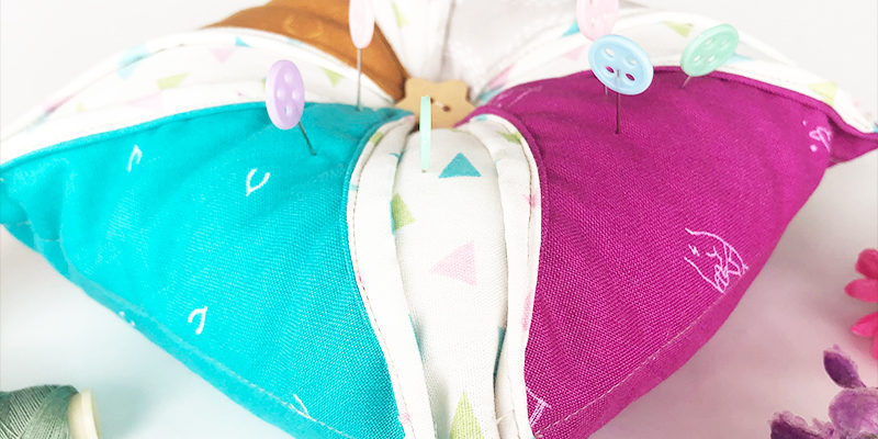 Patchwork pincushion free tutorial - Carolina Oneto
